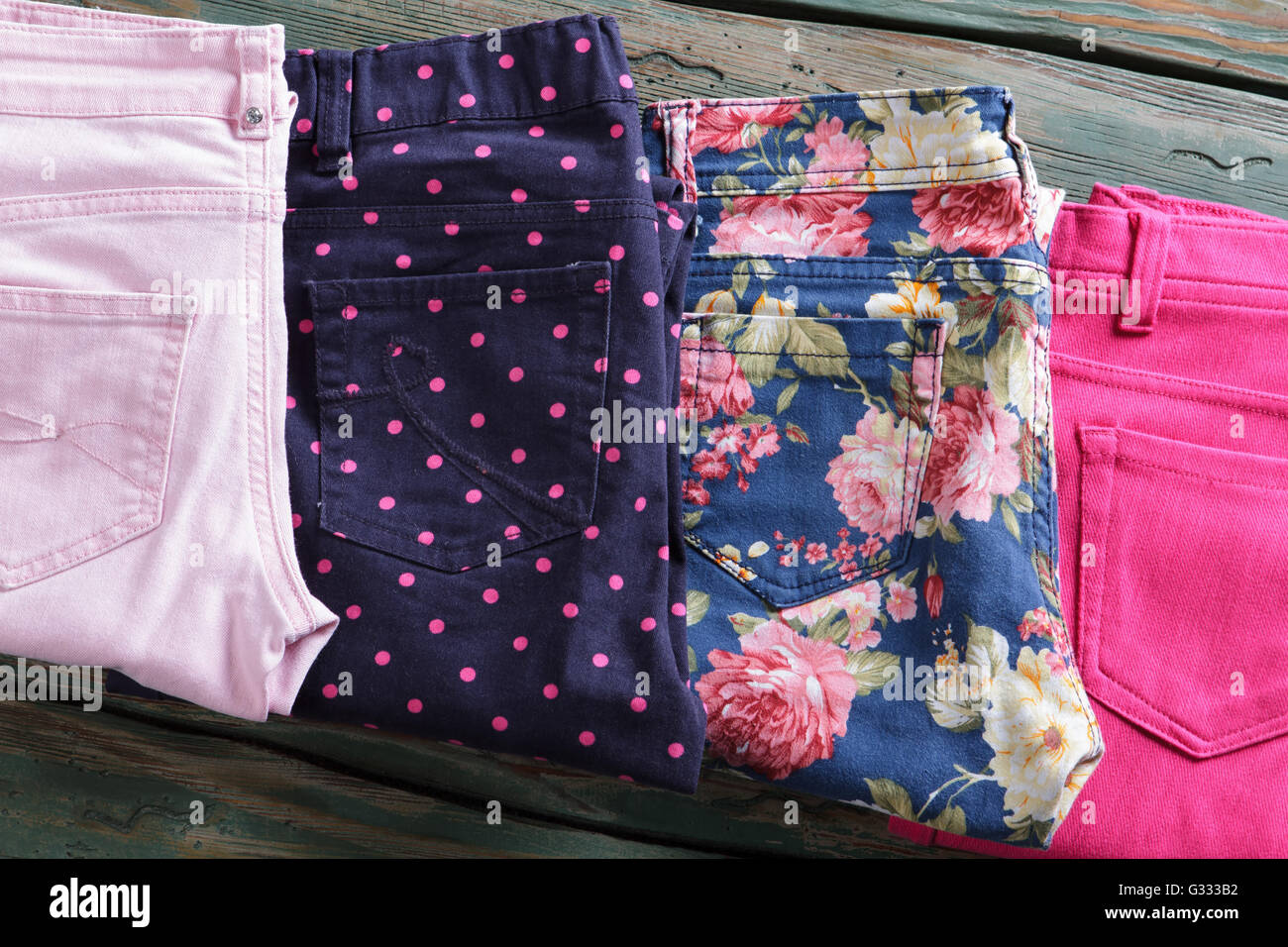 Blue flower print pants hi-res stock photography and images - Alamy