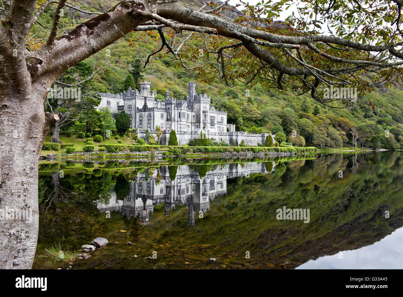Kylemore Abbey, Ireland Stock Photo - Alamy