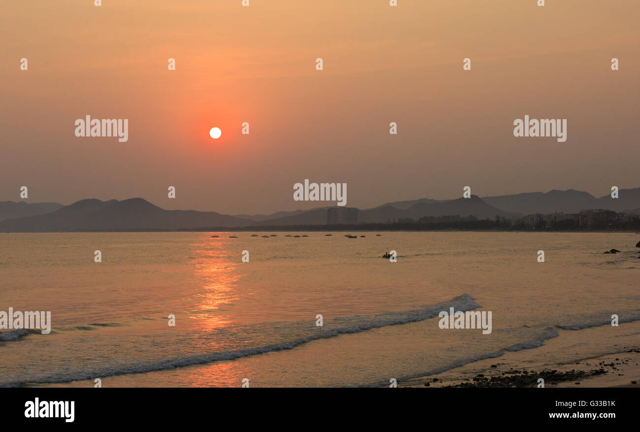 The sea under the sun Stock Photo - Alamy