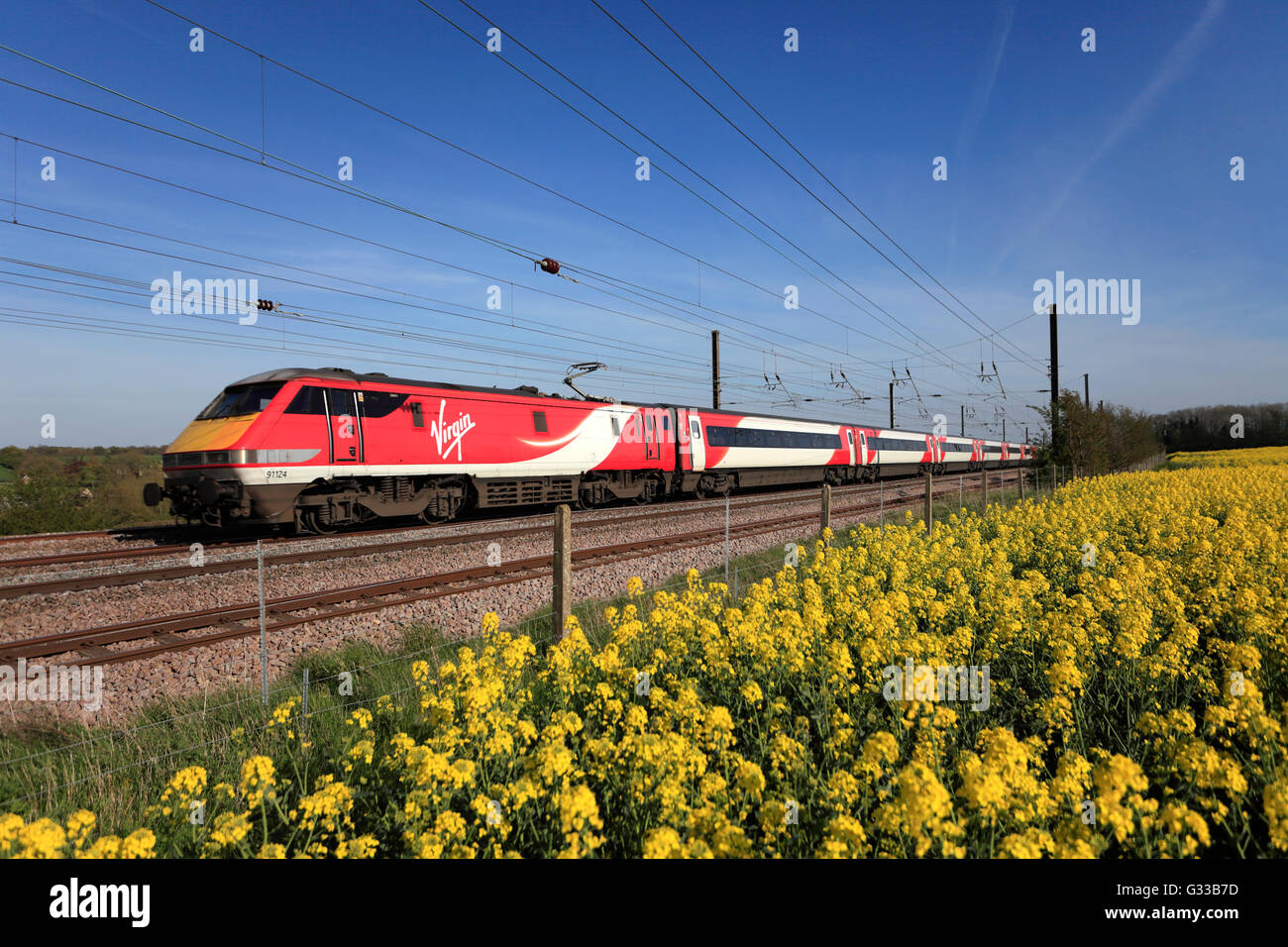 Train liverys hi-res stock photography and images - Alamy