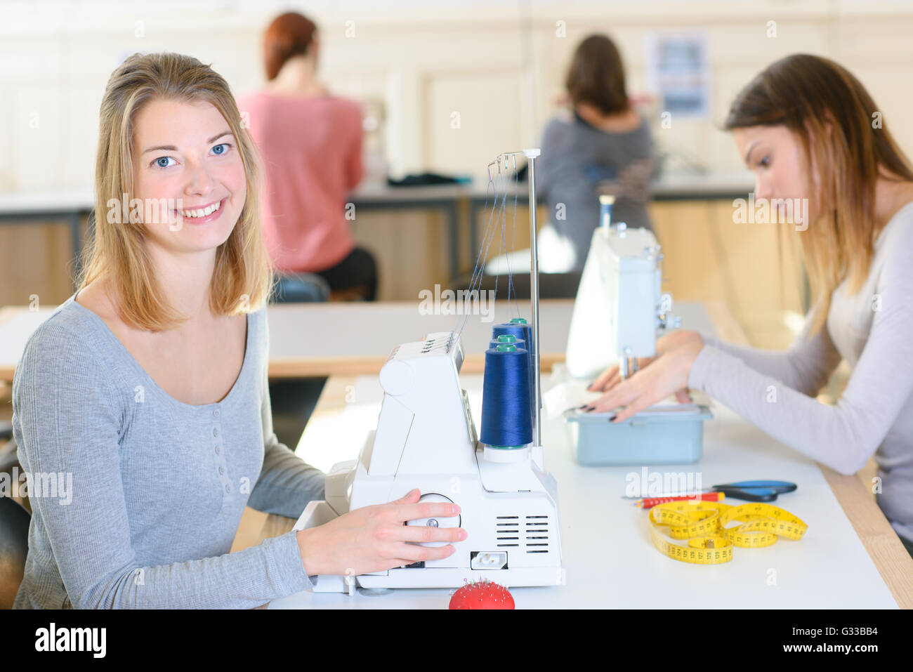 Singer sewing machine quilt hi-res stock photography and images - Alamy