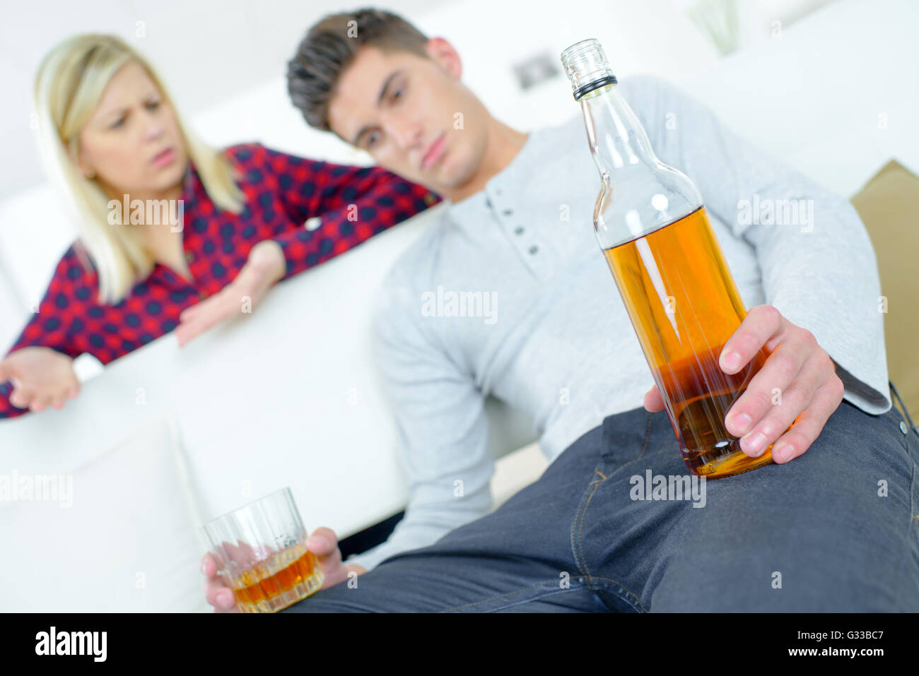 Angry argue hi-res stock photography and images - Alamy