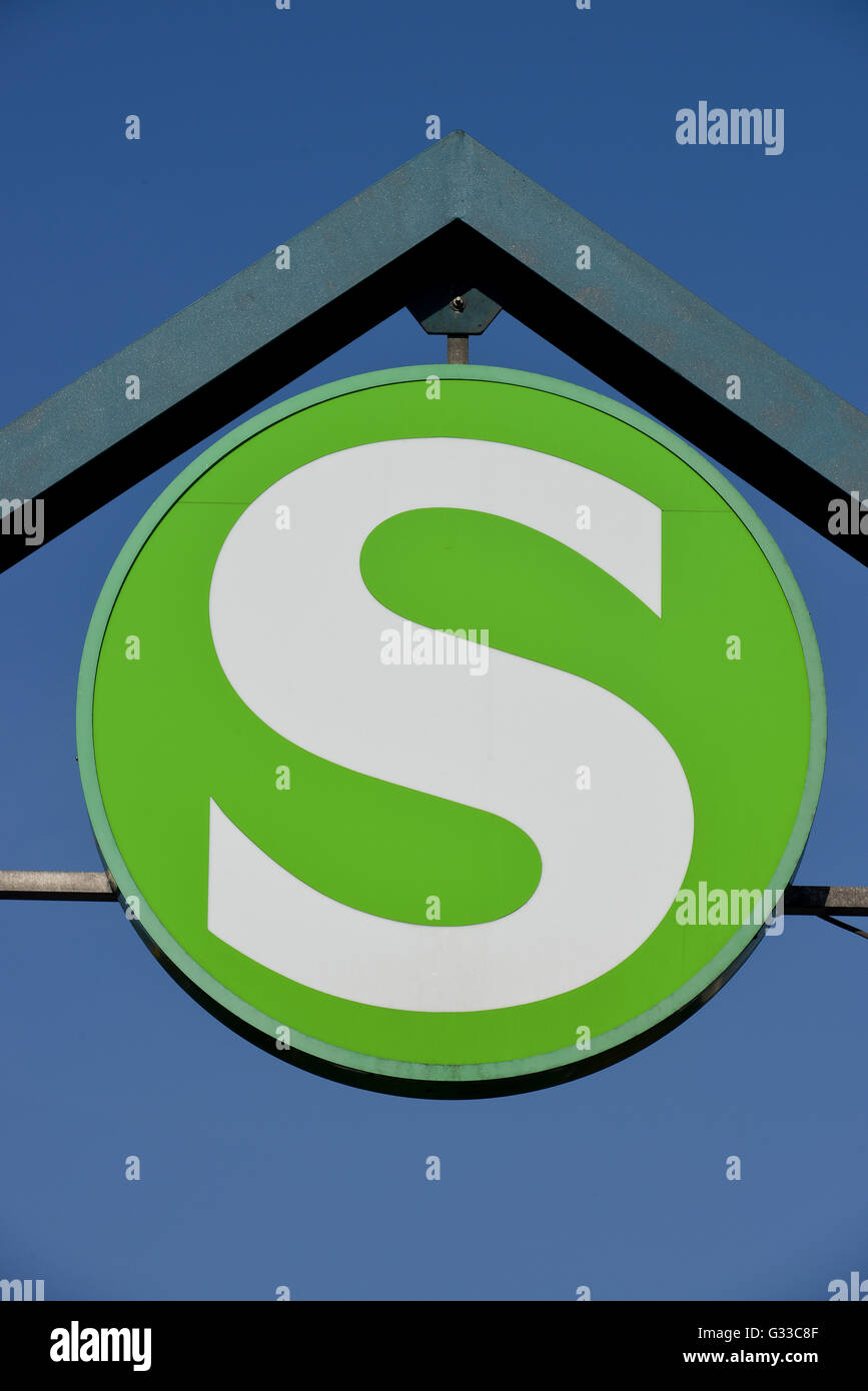 S bahn logo hi-res stock photography and images - Alamy