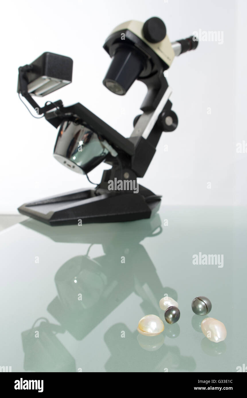 Gems microscope hi-res stock photography and images - Alamy