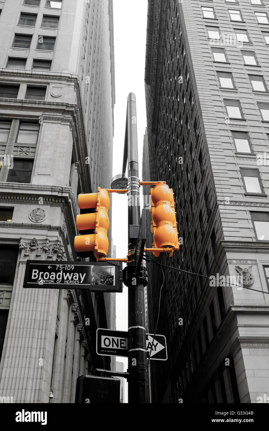 One way broadway street sign hi-res stock photography and images - Alamy