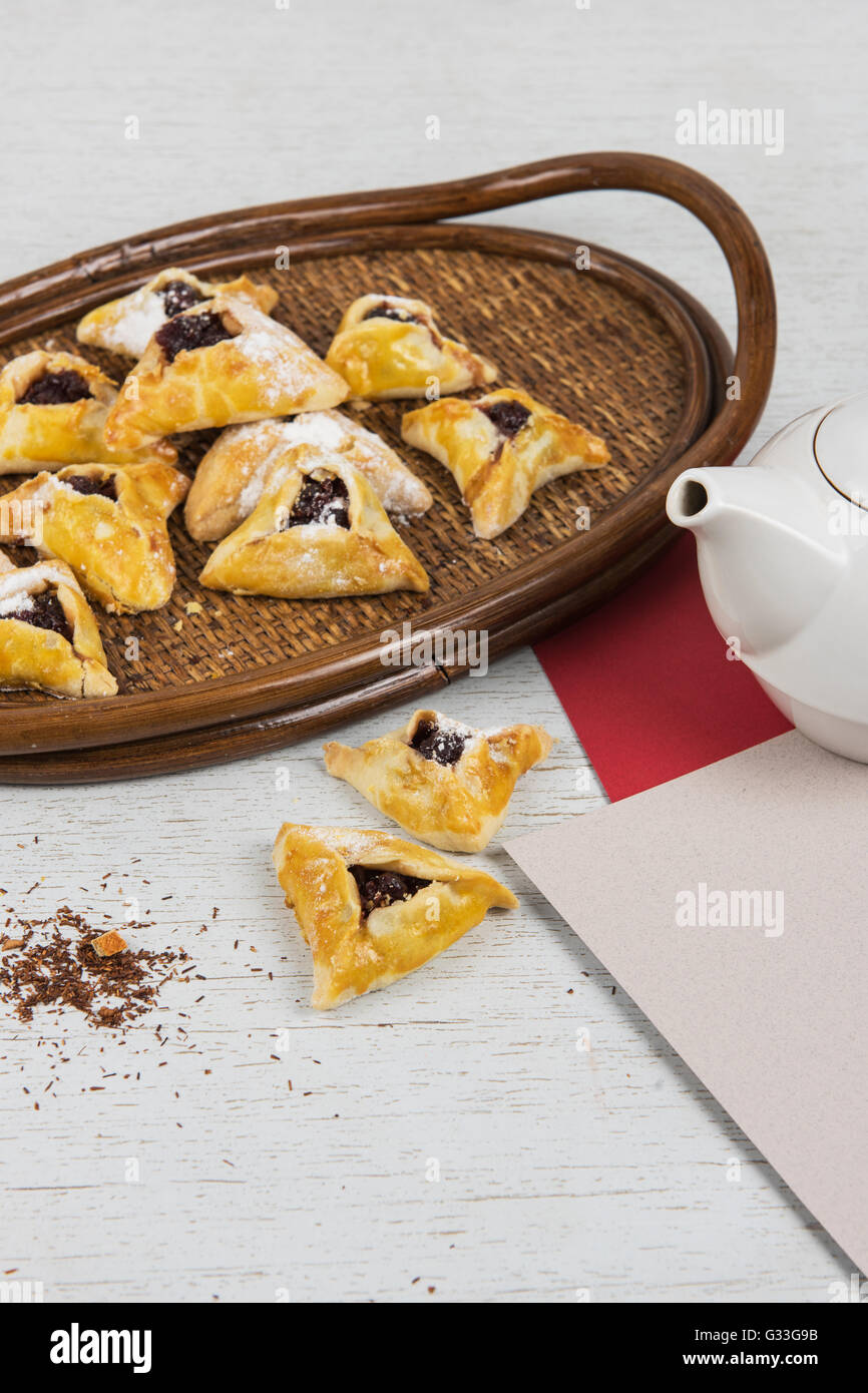 Tea, buns with jam Stock Photo - Alamy