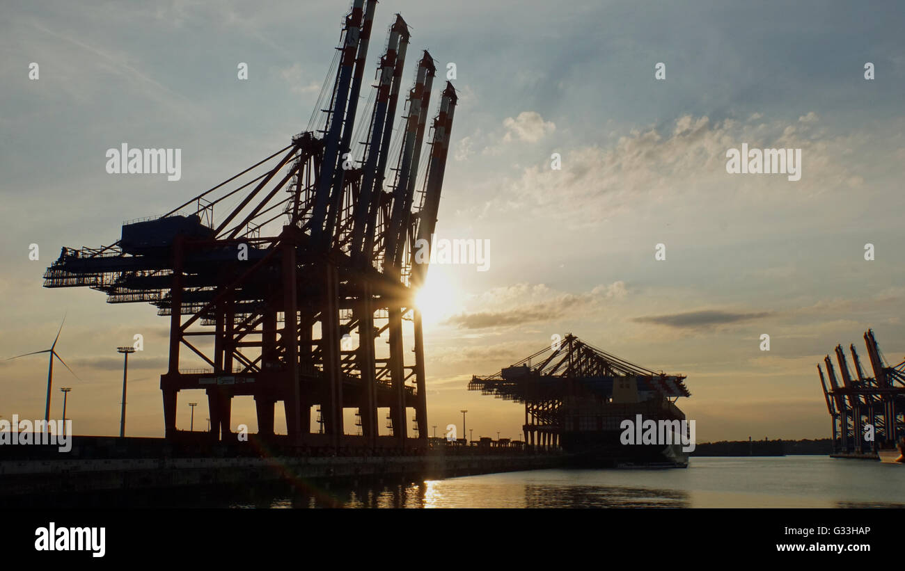container terminal in the harbor of hamburg in germany Stock Photo - Alamy