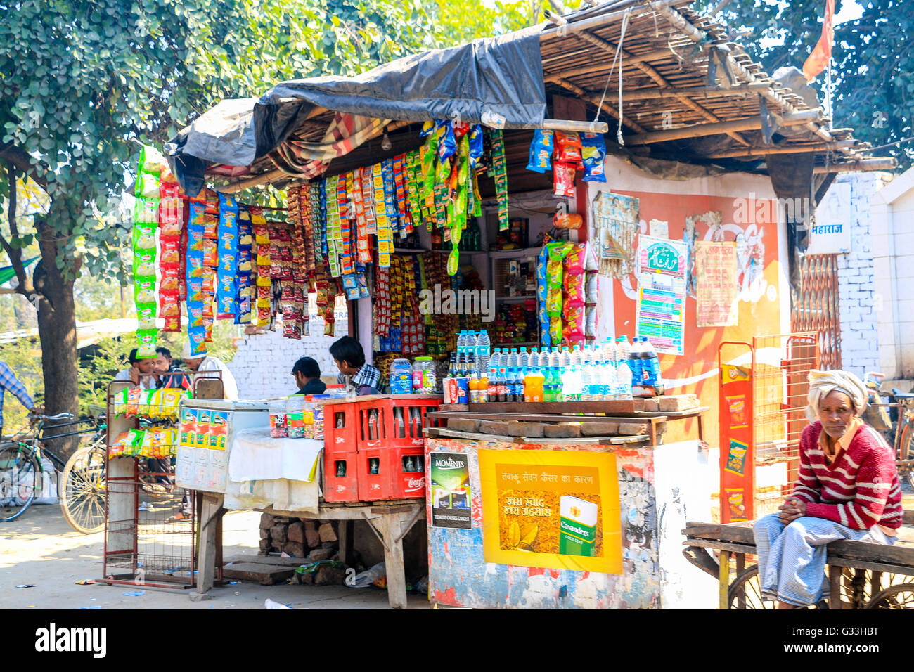 Market traders in india hi-res stock photography and images - Alamy
