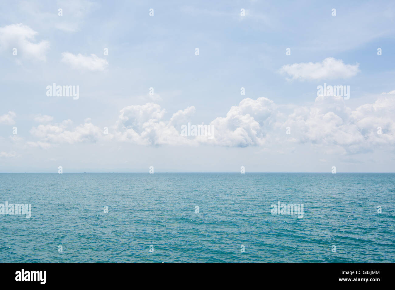 The ocean skyline Stock Photo - Alamy