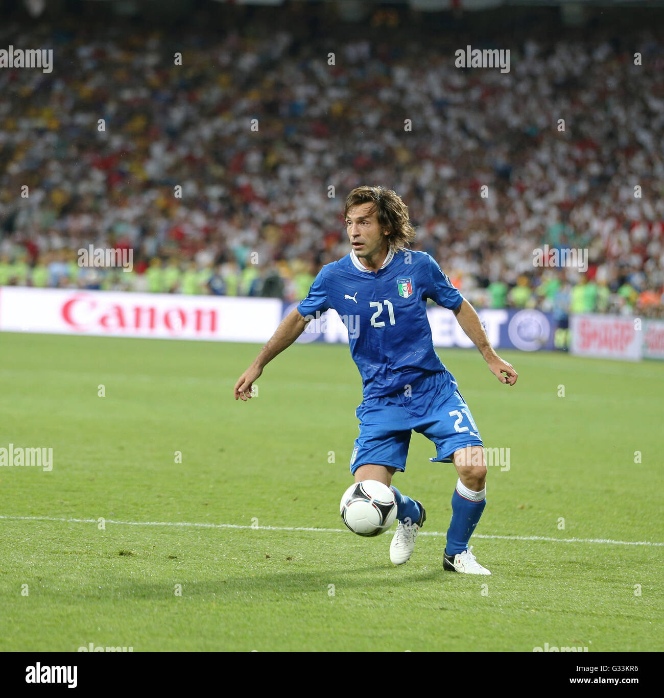 Pirlo juventus ball hi-res stock photography and images - Alamy