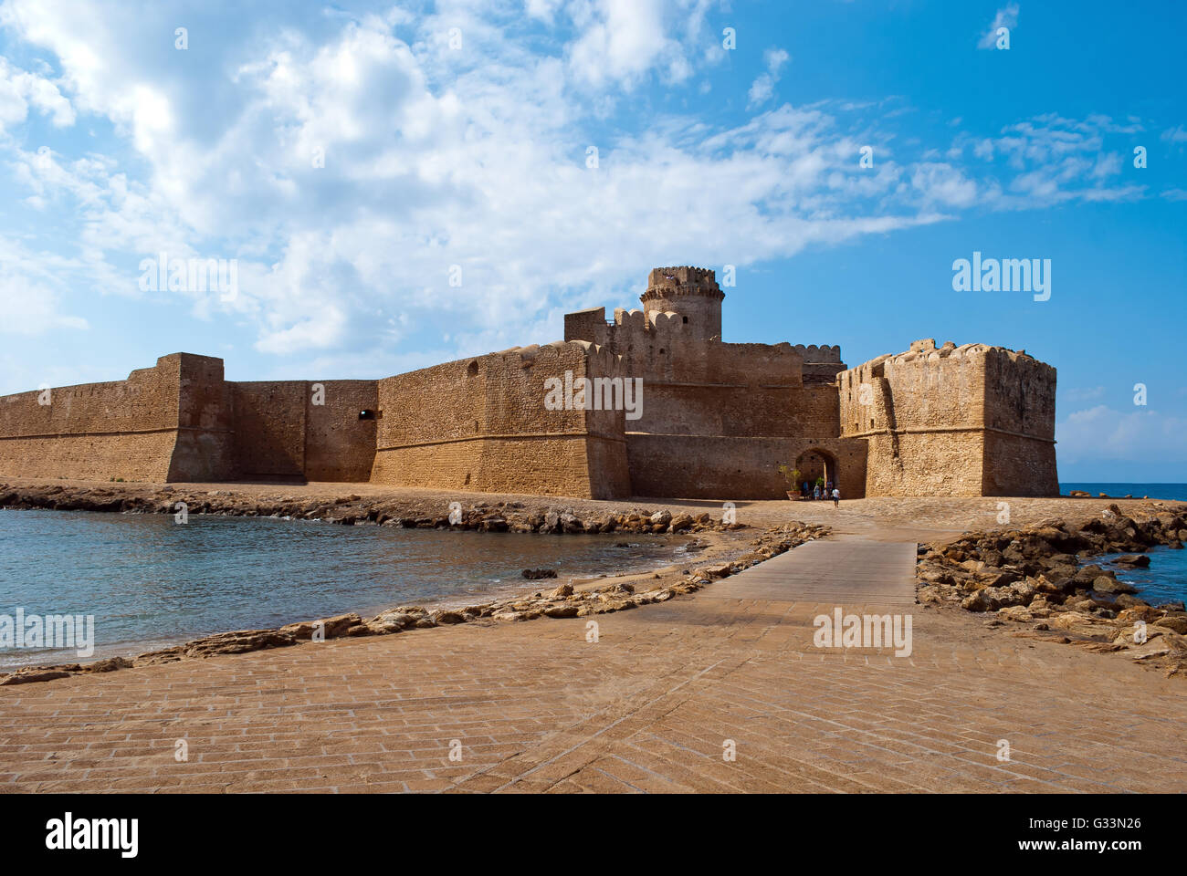 Castella hi-res stock photography and images - Alamy