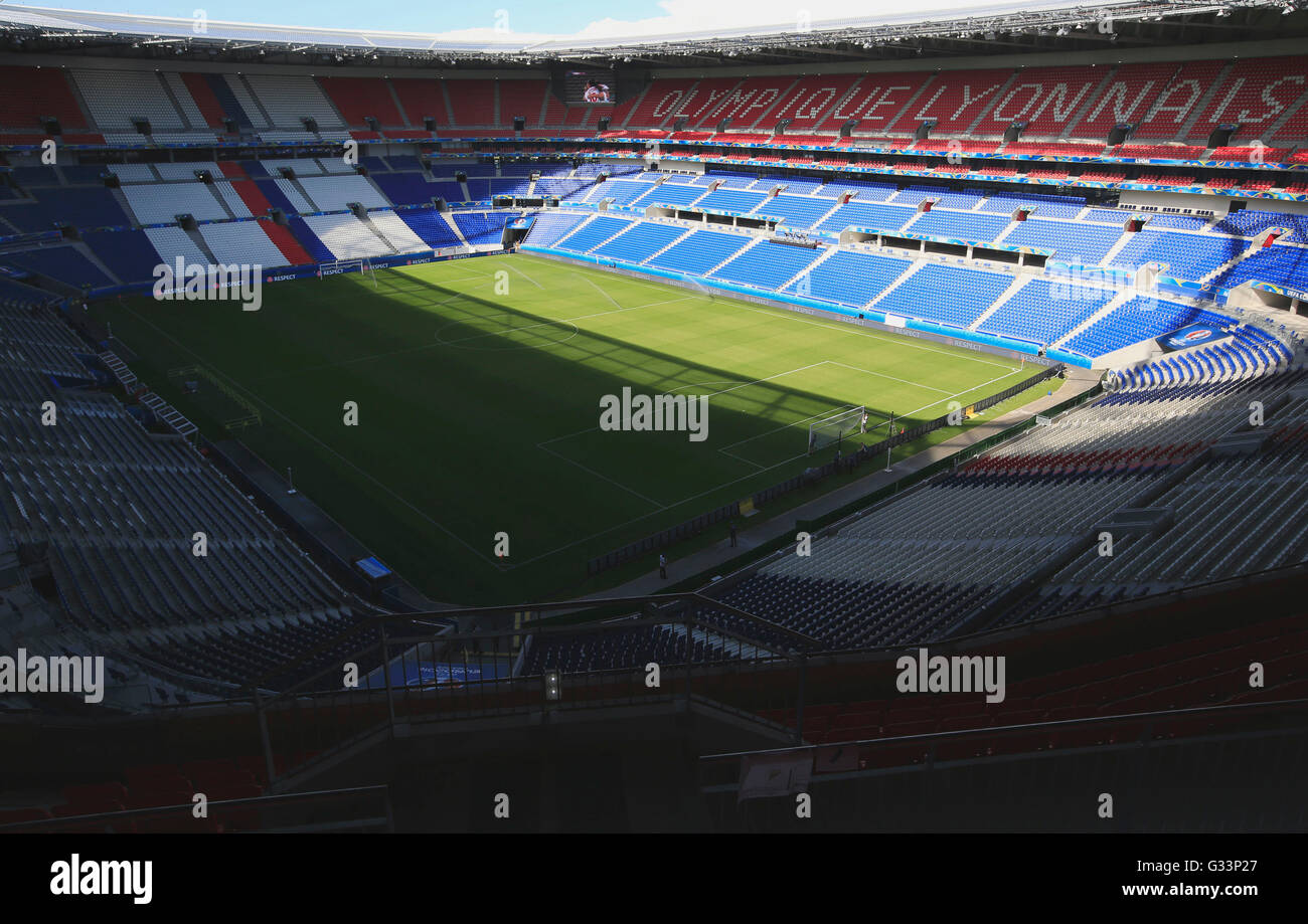 A general view of the Parc Olympique Lyonnais, Lyon, France Stock Photo ...
