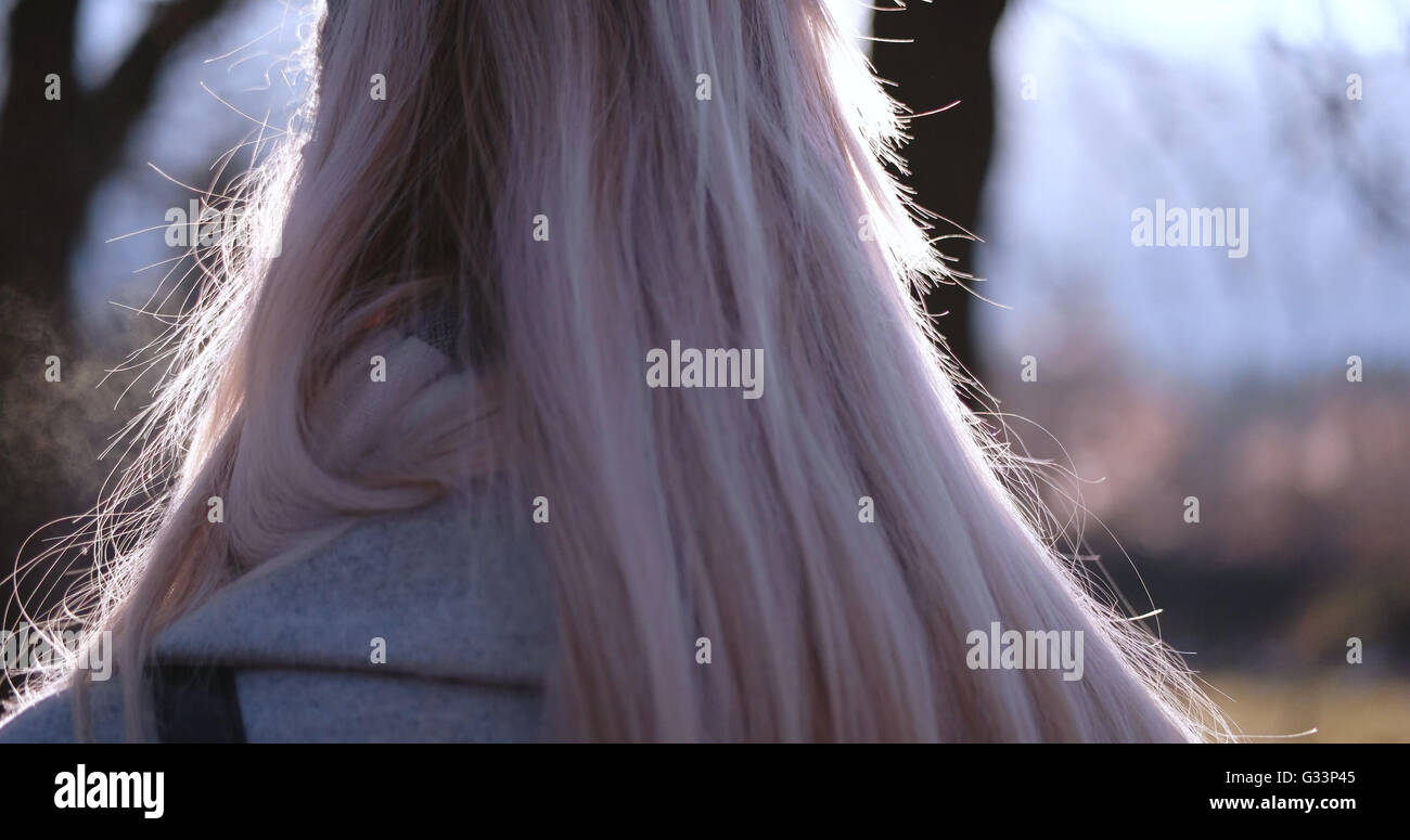 Beautiful woman from behind hi-res stock photography and images - Alamy