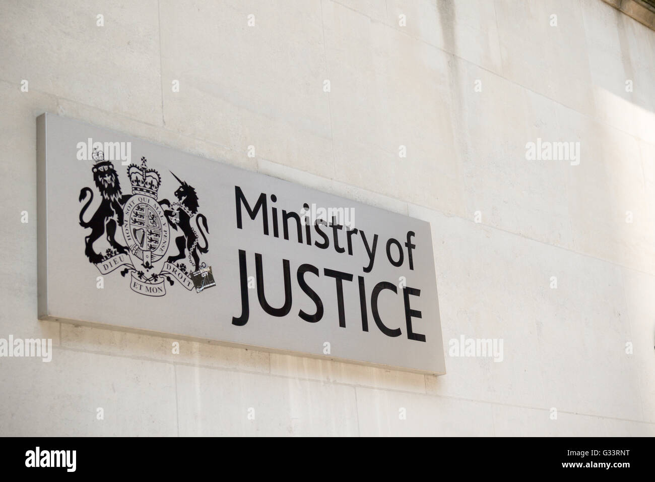 Ministry of justice building london hi-res stock photography and images ...