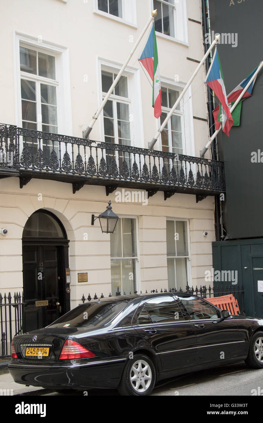 Embassy of guinea london hi-res stock photography and images - Alamy