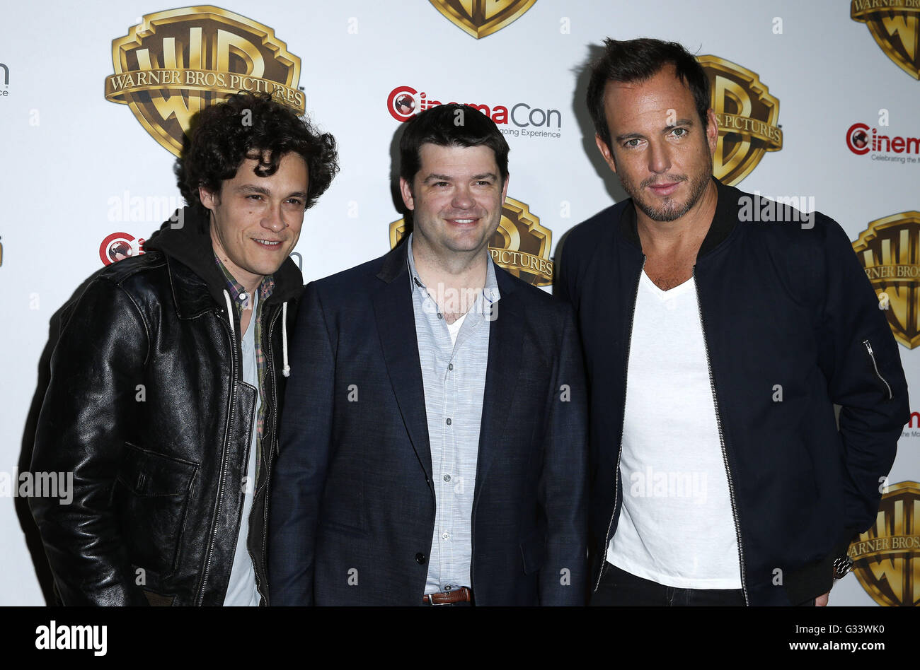 2016inemaCon Warner Bros Pictures Red Carpet Arrivals at Caesar's ...
