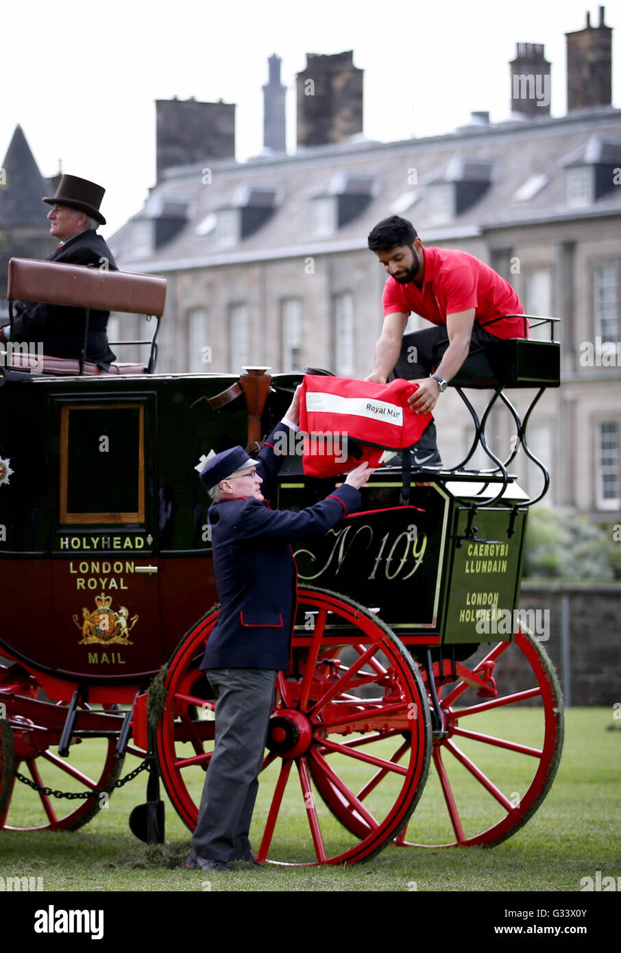 Royal mail coach 19th century hi-res stock photography and images - Alamy