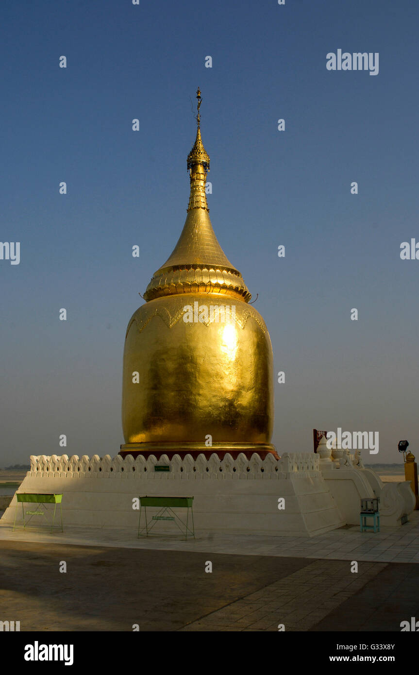Bagan bupaya pagoda in hi-res stock photography and images - Alamy