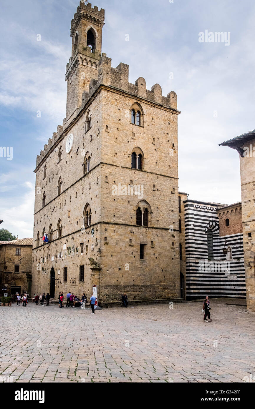 Piazza dei Priori, Volterra mediaeval village, Province of Pisa ...