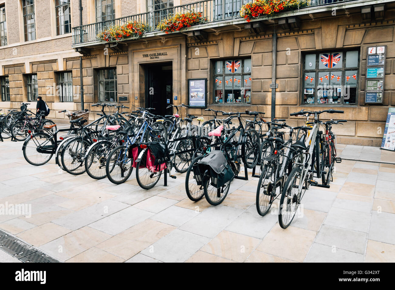 Cambridge traffic bikes hi-res stock photography and images - Alamy