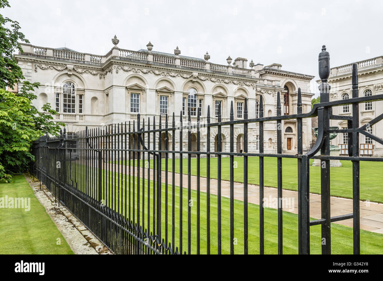 Cambridge student fence hi-res stock photography and images - Alamy