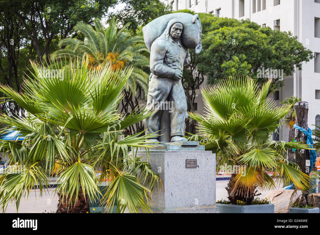 Montevideo statue hi-res stock photography and images - Alamy