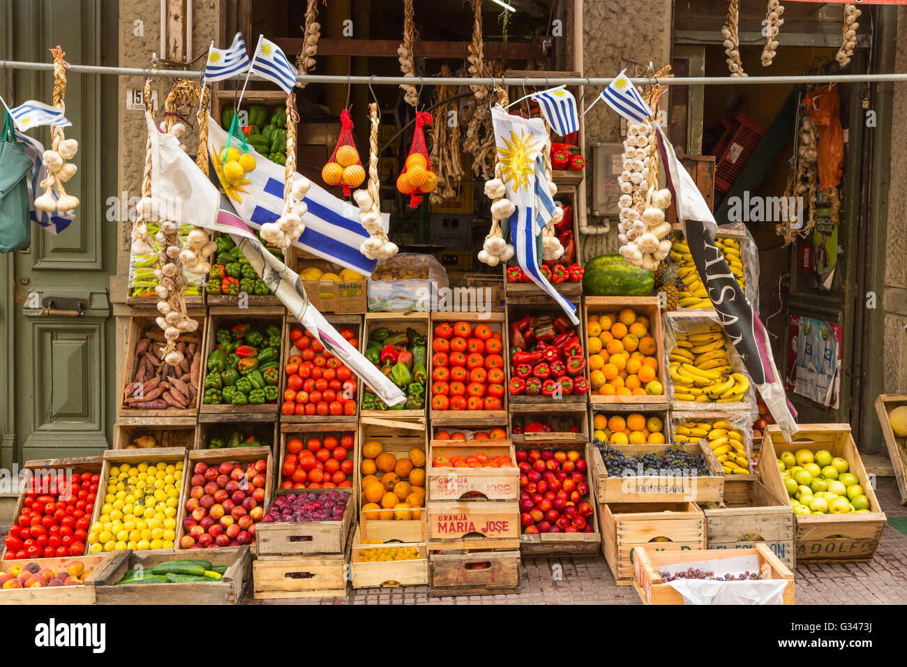 Outdoor Fruit Market