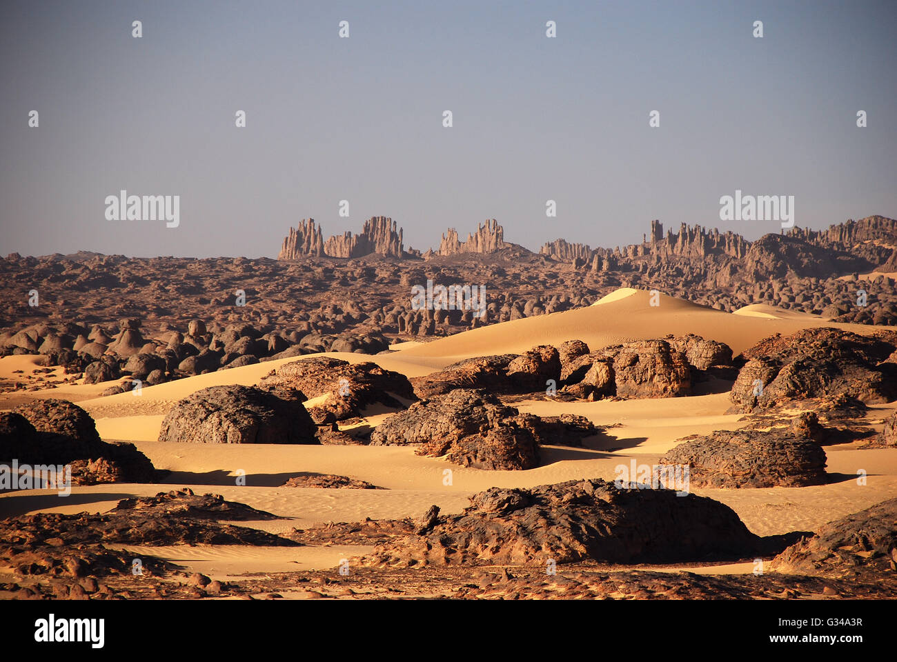 Panoramic view Algeria desert Stock Photo - Alamy