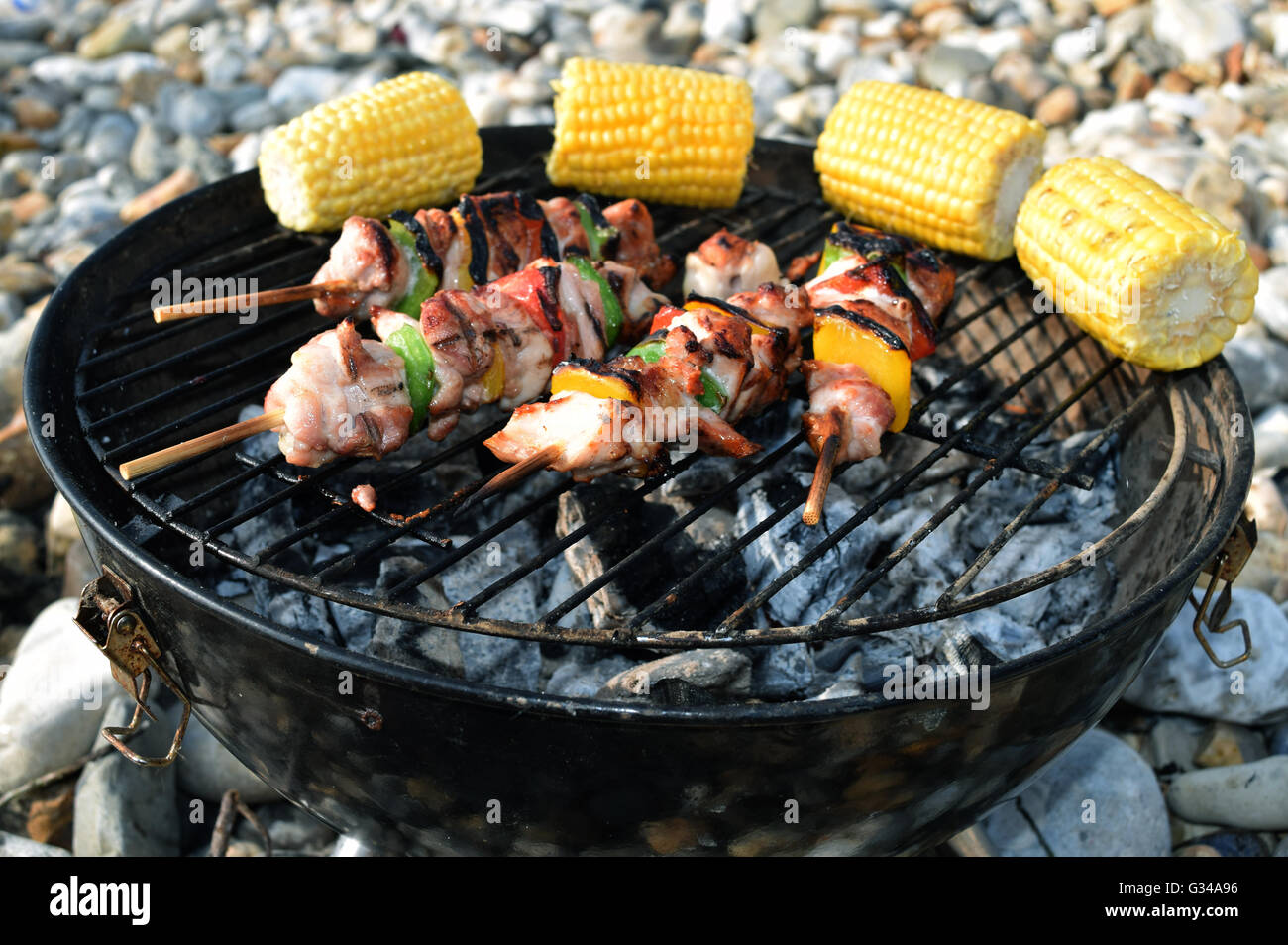 Black chicken by stones hi-res stock photography and images - Alamy