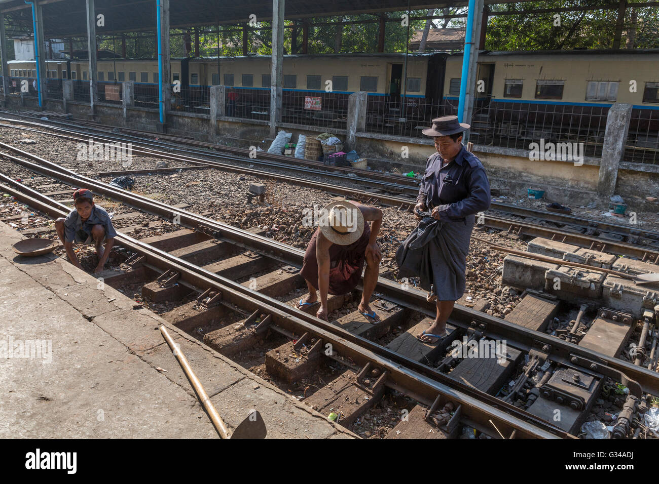 Quay in Yangon station with old British train in Yangon station, Yangon ...