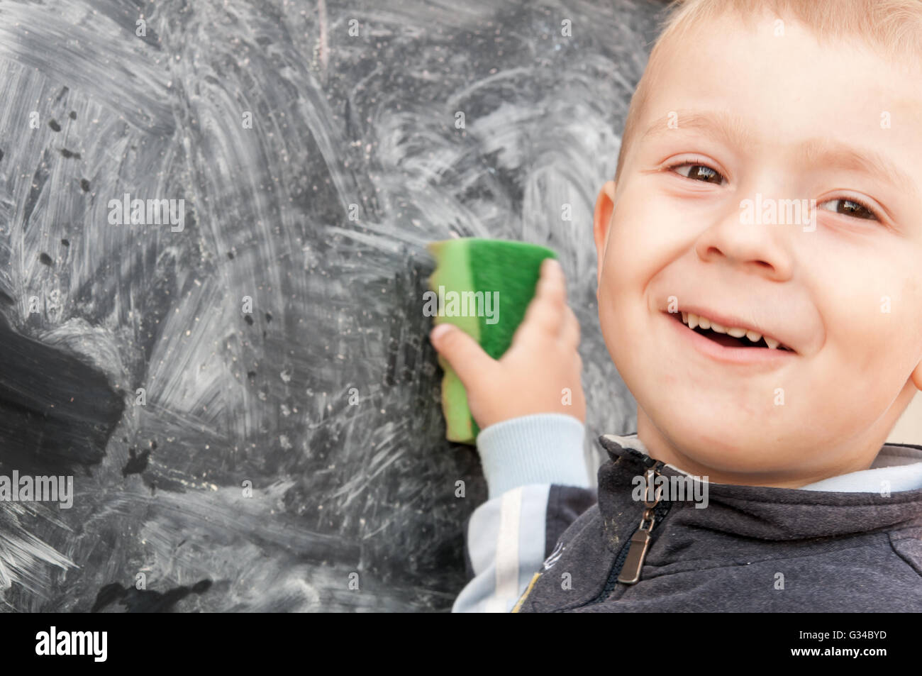 Children at school classroom Stock Photo - Alamy
