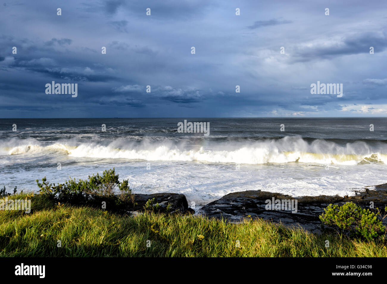 Heavy Seas, Gerroa headland, Black Head Point, Illawarra Coast, New ...