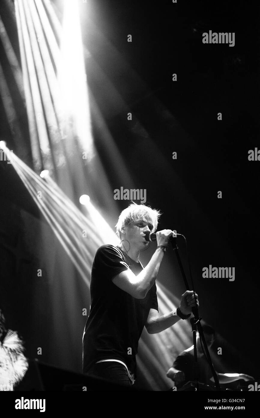 Rock concert stage Black and White Stock Photos & Images - Alamy