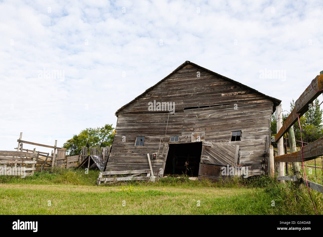 Old dilapidated barn, beyond the need for repair sitting abandoned in ...