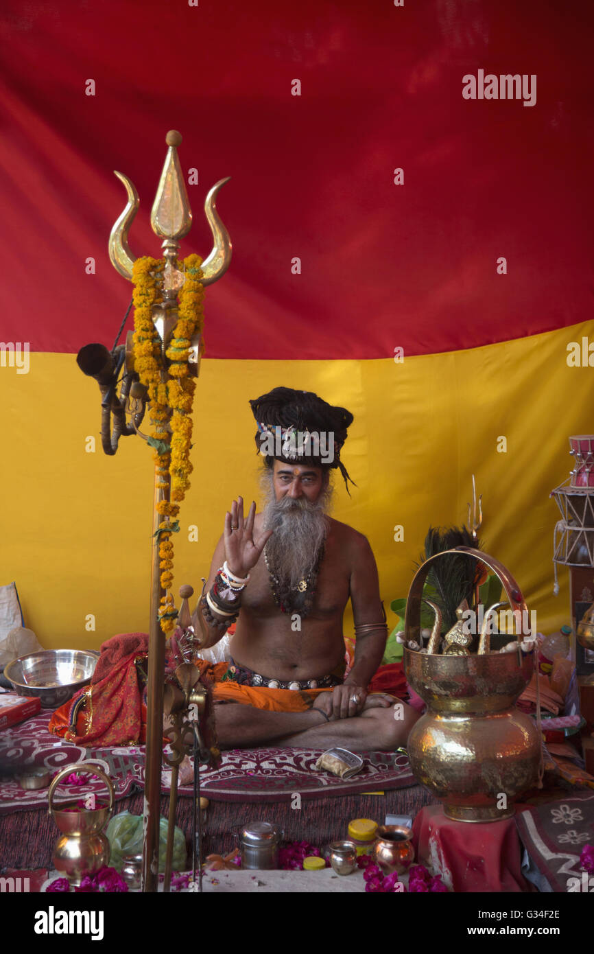 Indian priest sadhu long hair hi-res stock photography and images - Alamy