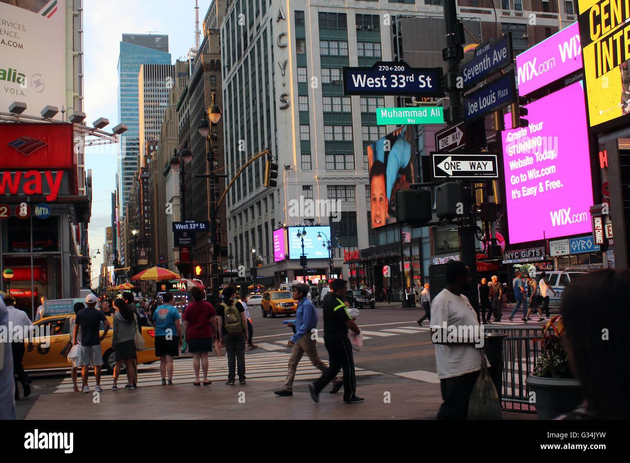 New York Street Renamed Muhammad Ali Way Stock Photo - Alamy