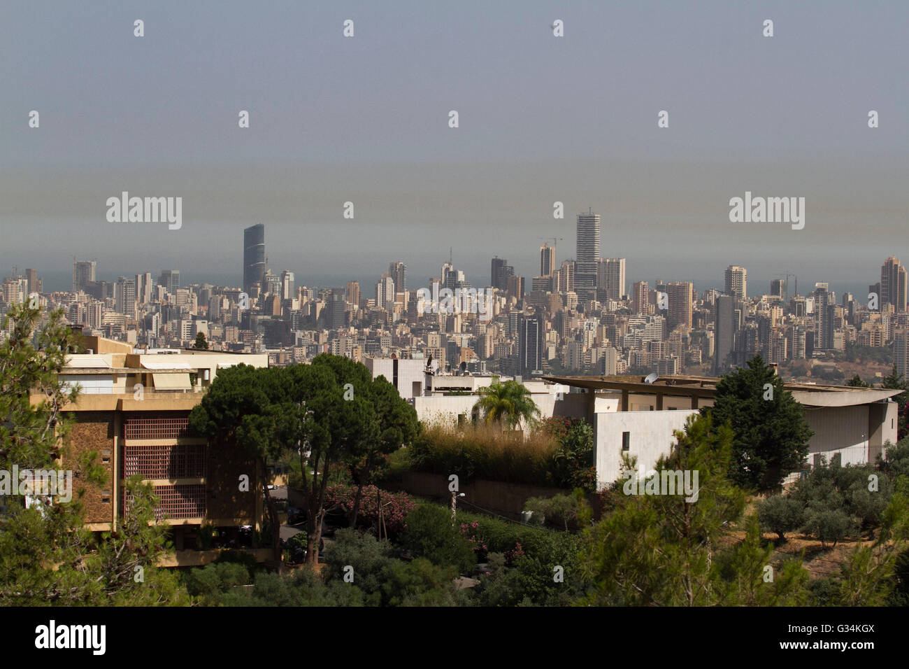 Beirut Lebanon,UK. 8th June 2016. The Lebanese capital Beirut chokes ...