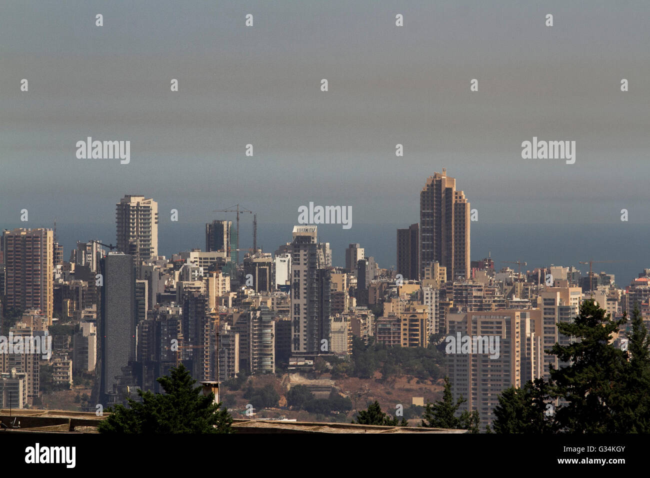 Beirut Lebanon,UK. 8th June 2016. The Lebanese capital Beirut chokes ...