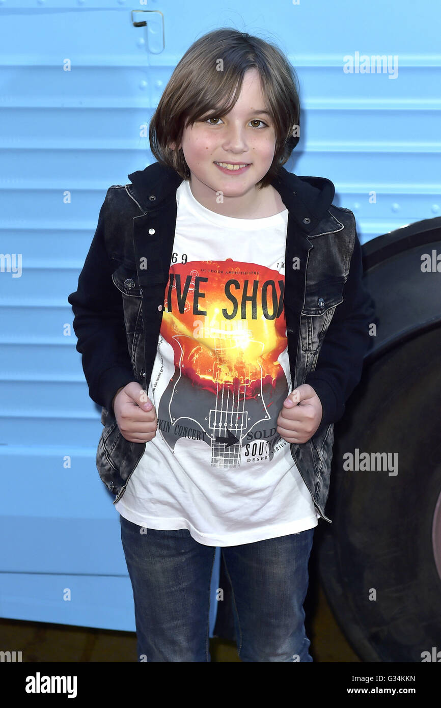 Ethan Michael Mora attends the premiere for Showtime's 'Roadies' at ...