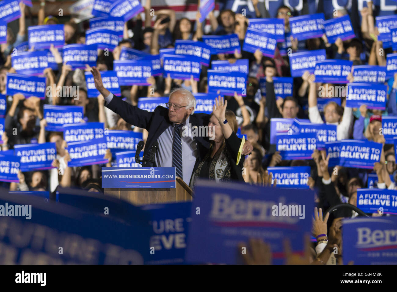 Santa Monica, California, USA. 7th June, 2016. 2016 Democratic ...