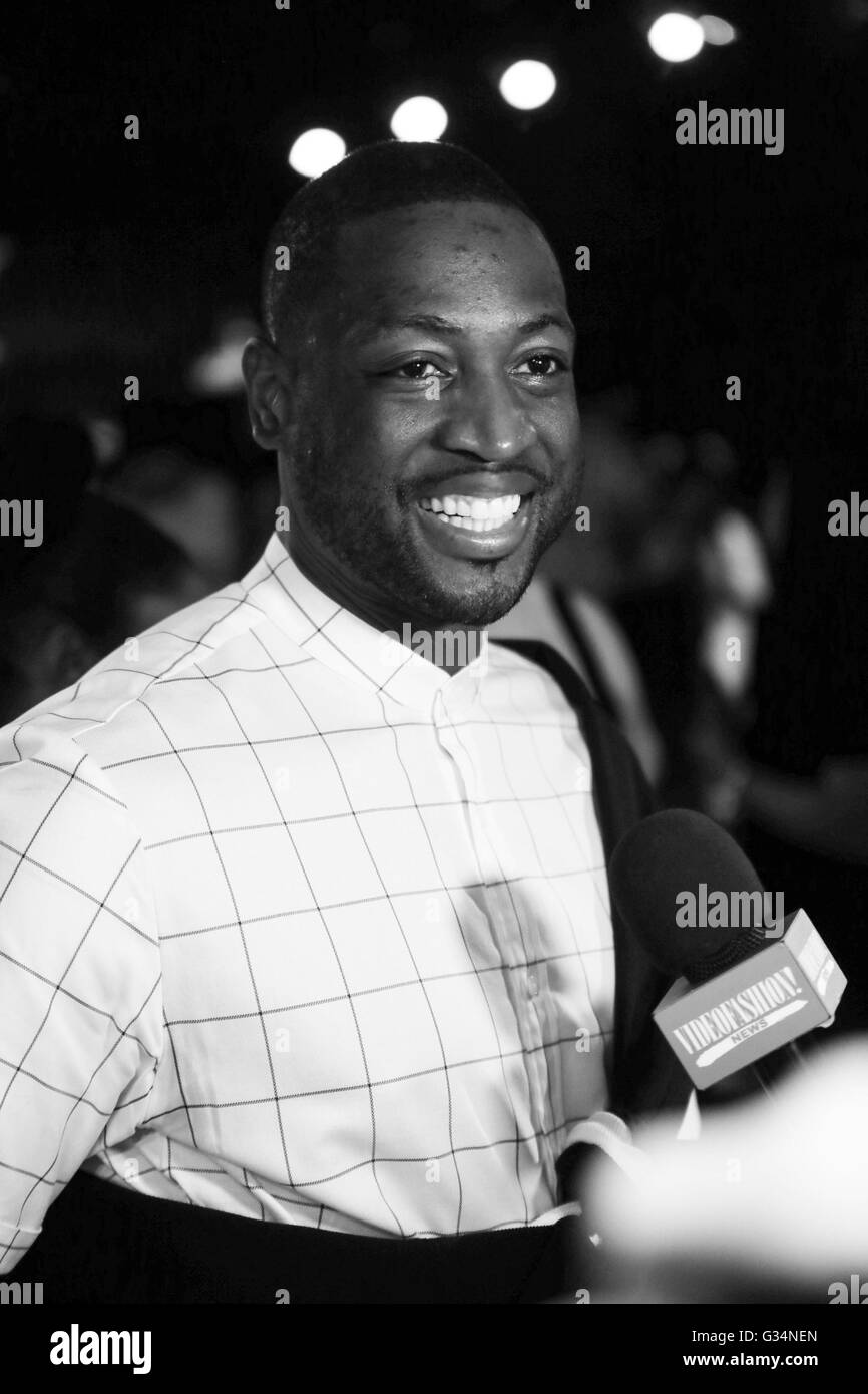 Live runway Black and White Stock Photos & Images - Alamy