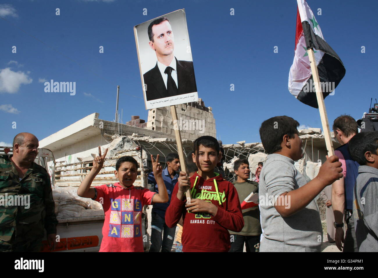 Syrian president al assad russian hi-res stock photography and images ...