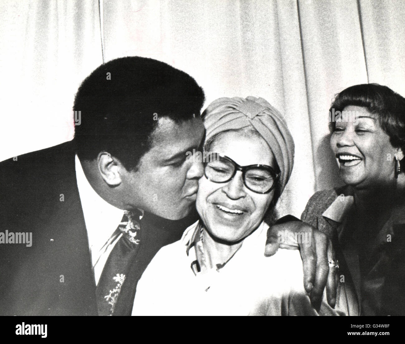 File. 3rd June, 2016. MUHAMMAD ALI, the three time heavyweight boxing ...