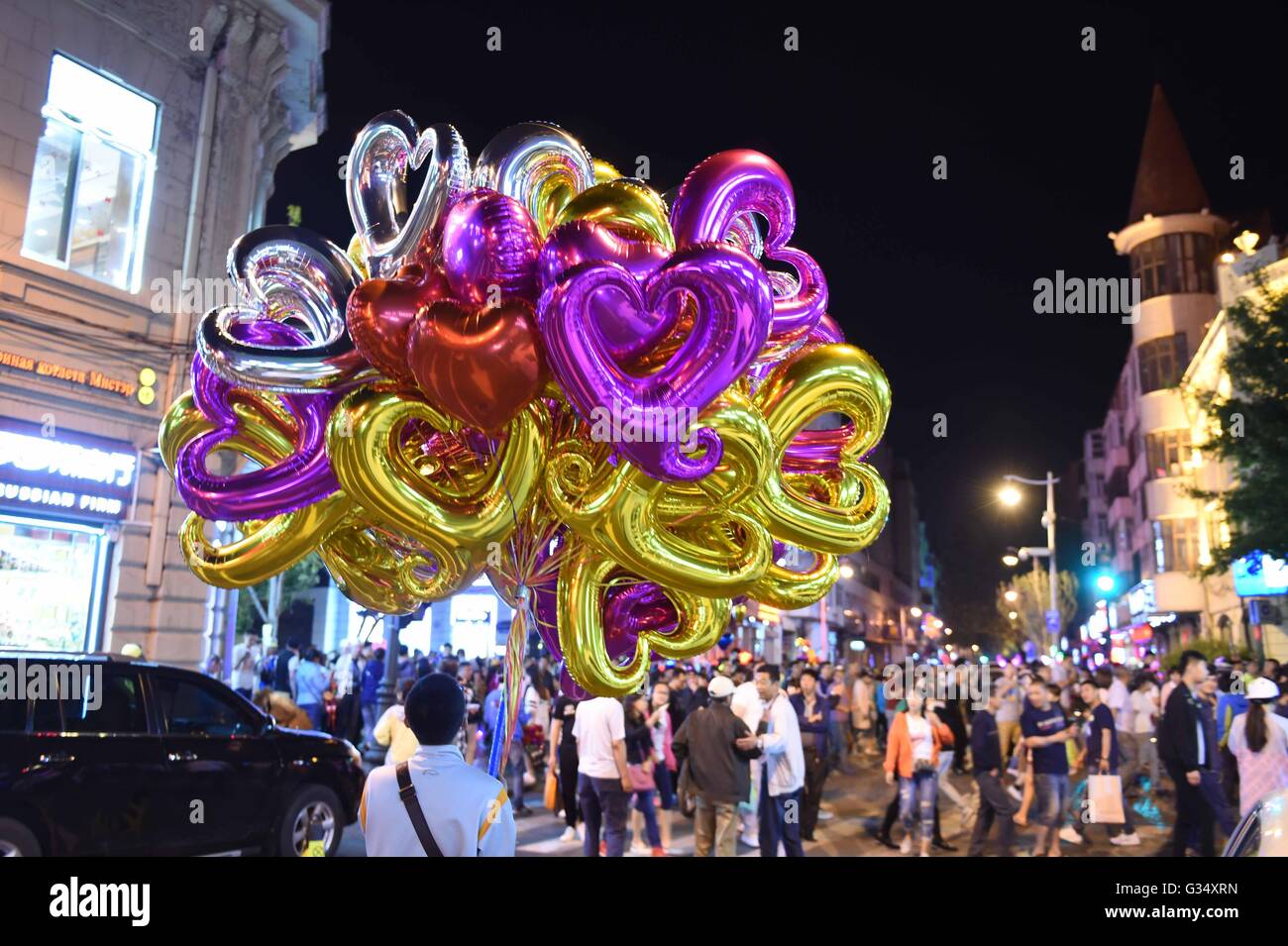 June 8 calendar hi-res stock photography and images - Alamy