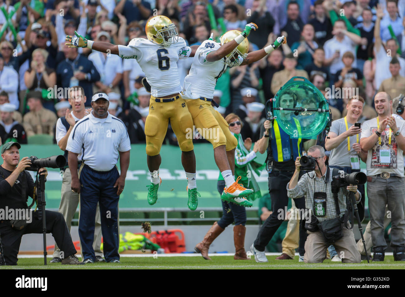 RB George Atkinson, #4 Notre Dame, and RB Theo Riddick, #6 Notre Dame ...