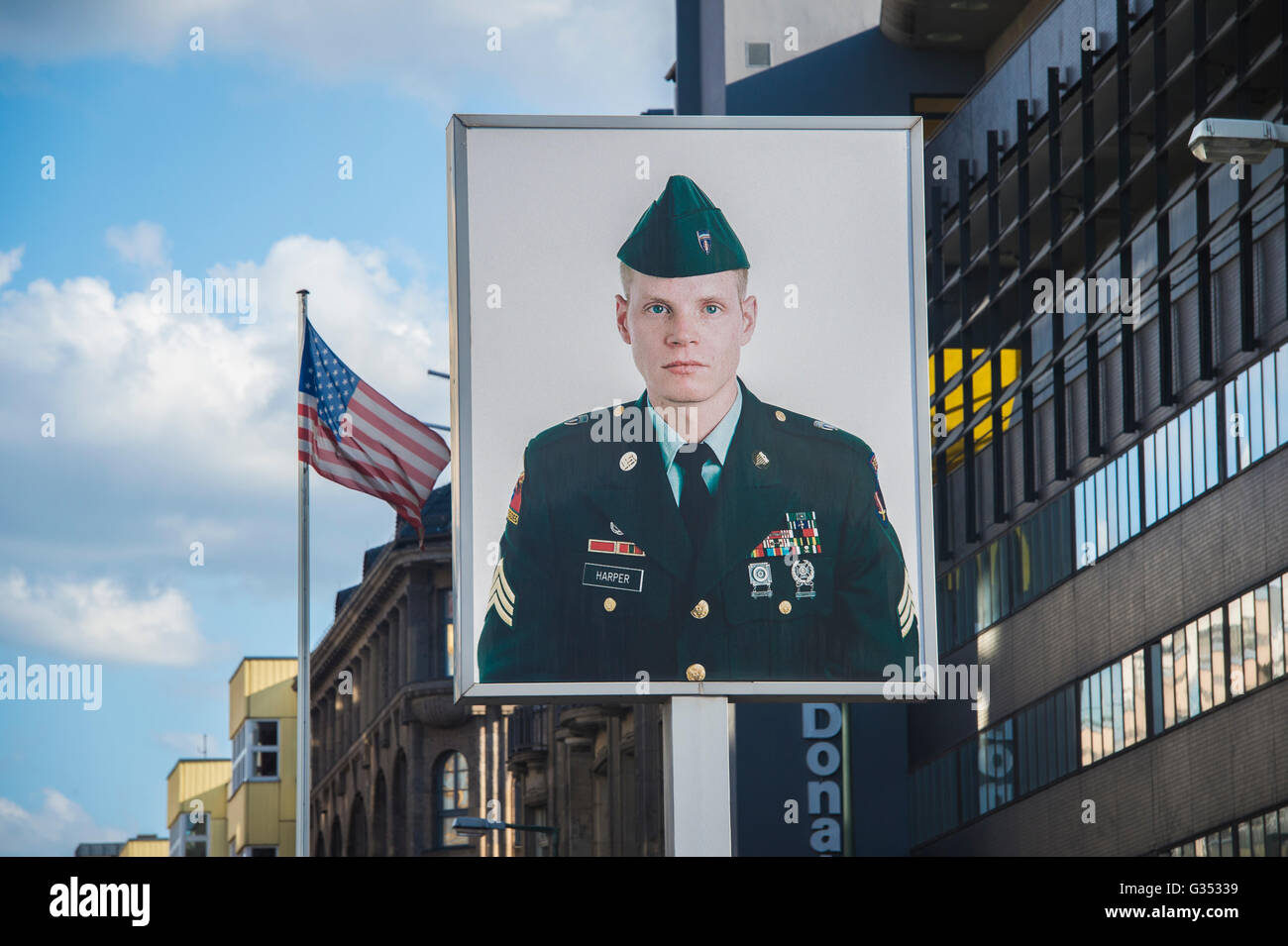 Portrait of a soldier, Checkpoint Charlie, Berlin Stock Photo - Alamy