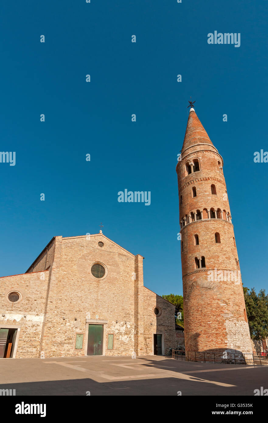 Romanesque Cathedral of St. Stephen, Duomo, with cylindrical bell tower ...