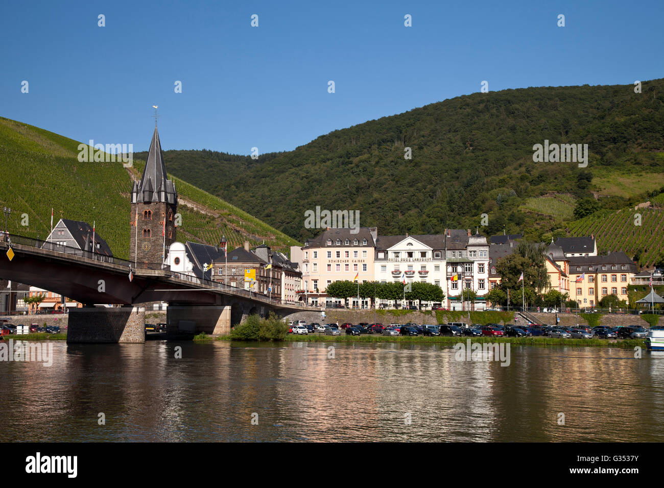 Vineyard watchtower hi-res stock photography and images - Alamy