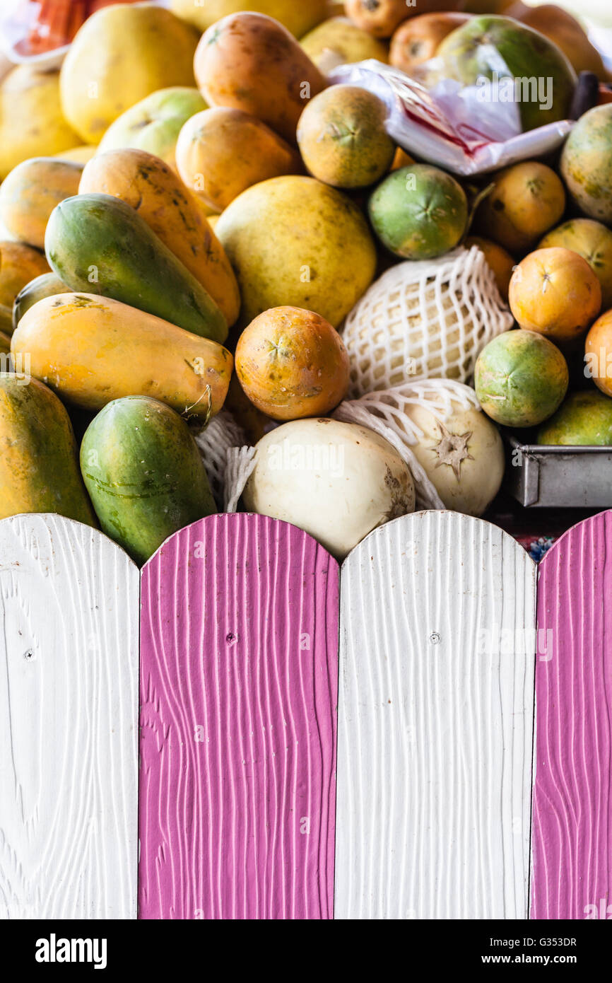 Big guava hi-res stock photography and images - Alamy