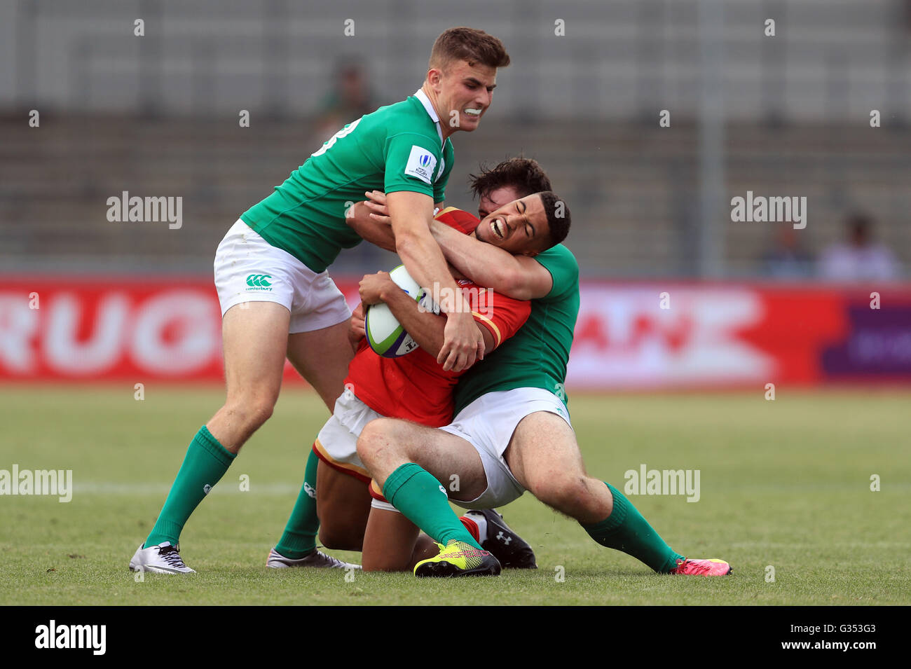 Conor o'brien rugby hi-res stock photography and images - Alamy